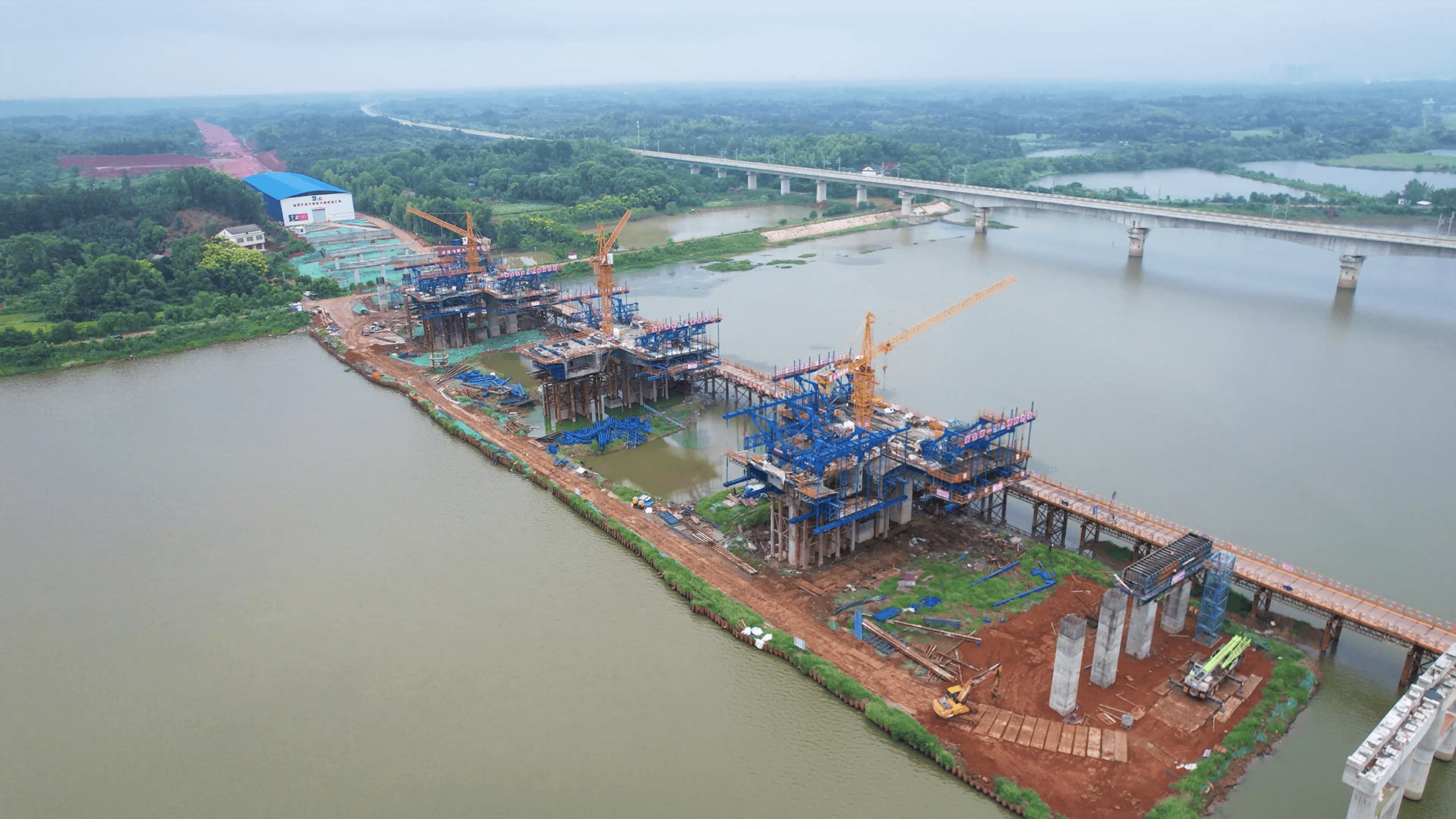 Qinjiang Bridge Cantilever Form Traveller Project